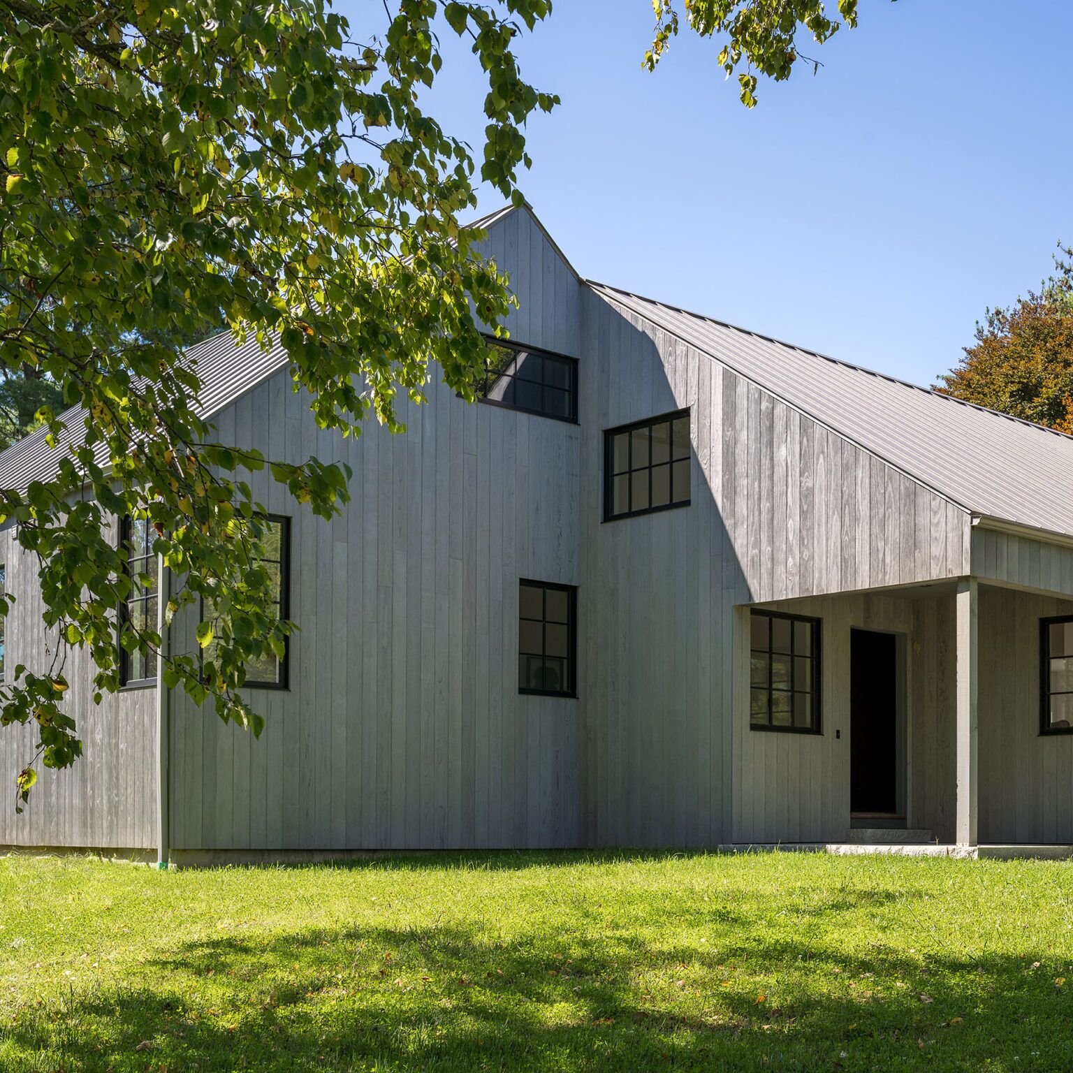 The Gray House :: SAMITTO Charred ACCOYA® - reSAWN TIMBER co.